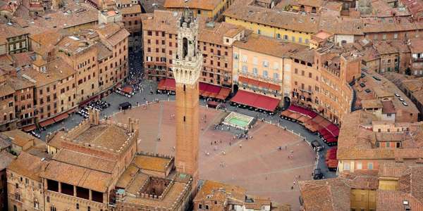 Visiting Siena's historic squares | SIENA